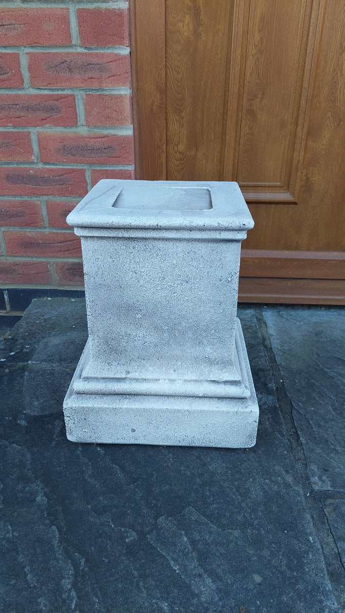 Old Stone Square Base – Bow Garden Centre