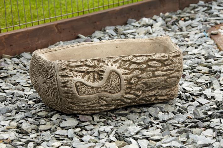 Log Trough – Bow Garden Centre